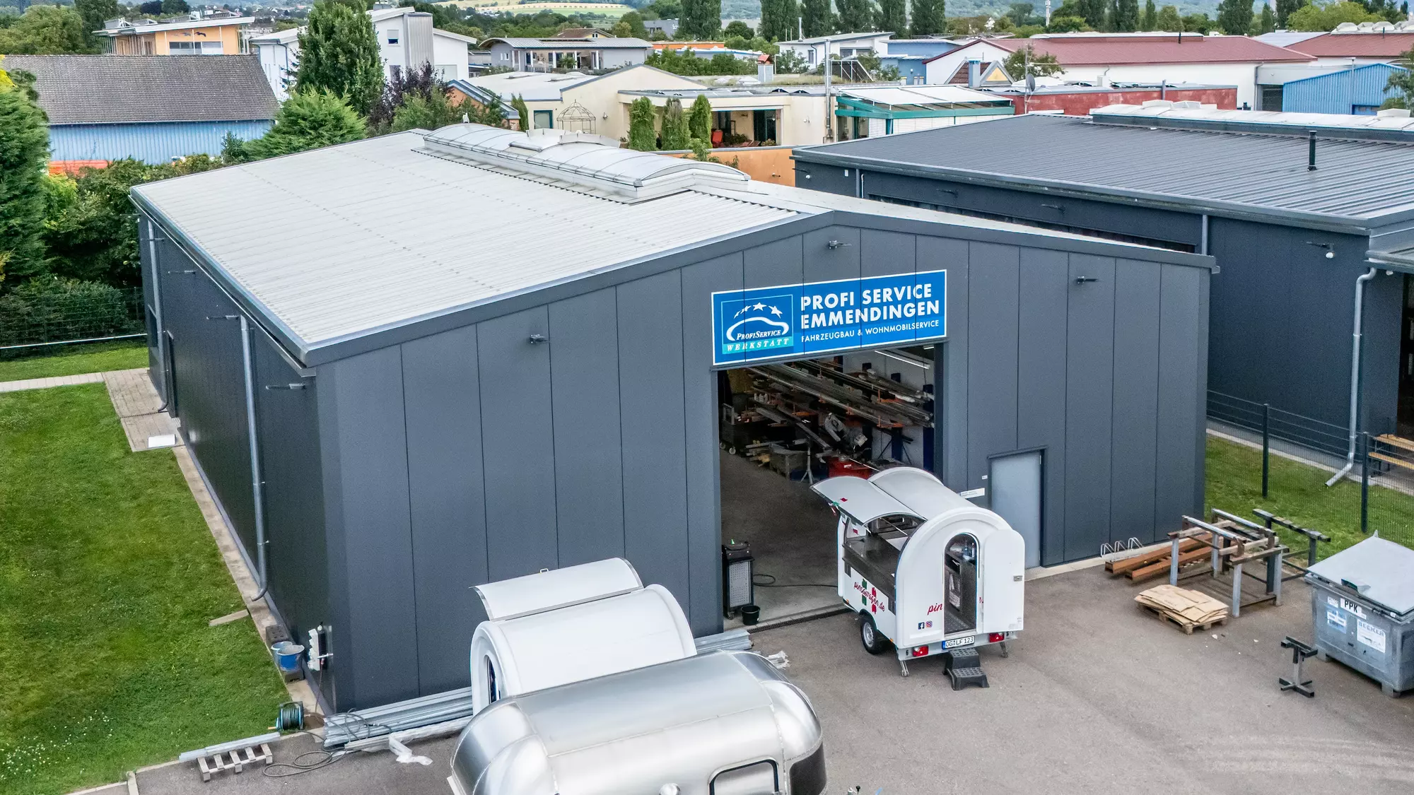 Auto repair building for a vehicle manufacturer | HALTEC hall systems